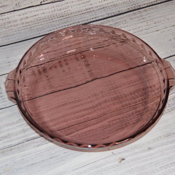 Pyrex | Kitchen | Vintage Purple Cranberry Pyrex Glass Pie Plate 229 ...